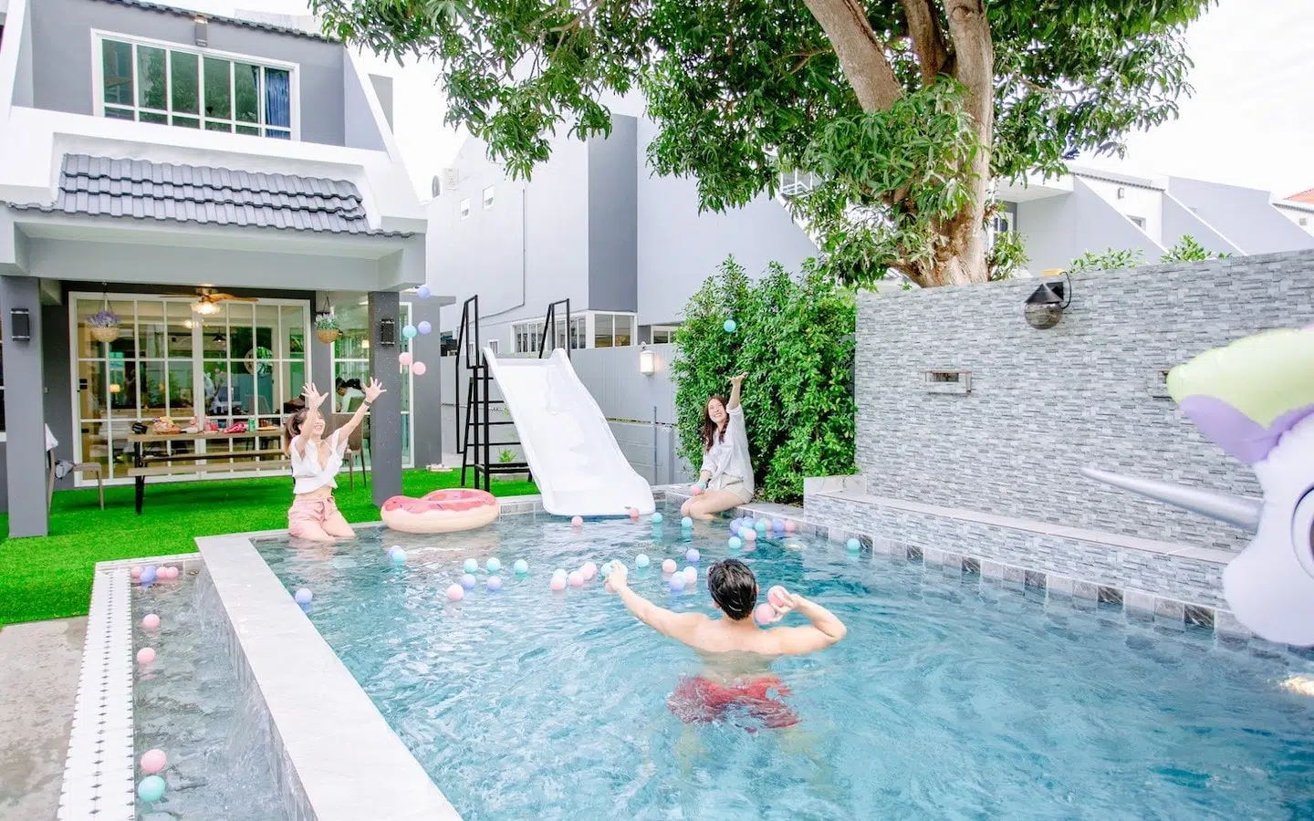 Planning a Private Party in a Villa in Bangkok? Here's For You