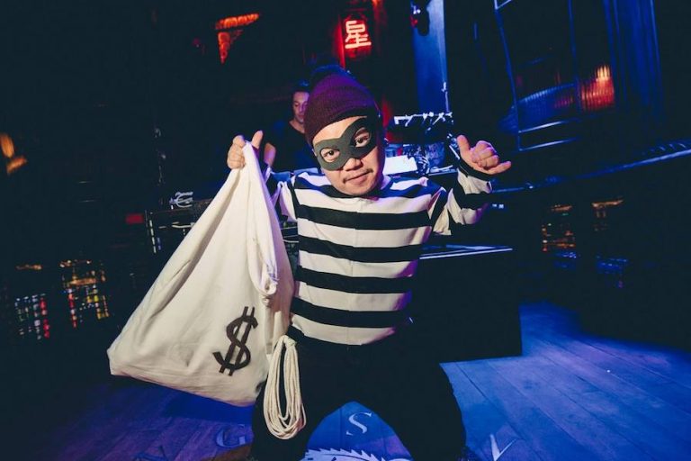 Hire a Party Midget in Bangkok or Pattaya to Create Unique Memories